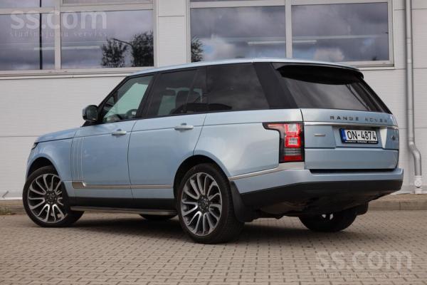 Grey Land Rover Range Rover 2015 in Riga, with an engine capacity of 4.40 L and mileage of 272 thousand km for 20995 €, photo 5 on AUTOMOTO.COM.LV