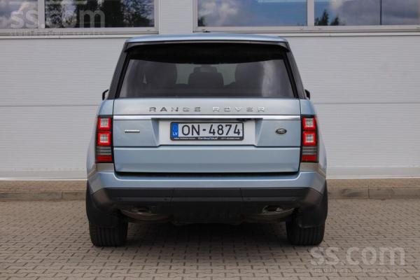 Grey Land Rover Range Rover 2015 in Riga, with an engine capacity of 4.40 L and mileage of 272 thousand km for 20995 €, photo 7 on AUTOMOTO.COM.LV