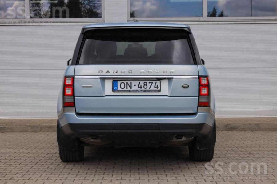 Pelēks Land Rover Range Rover 2015 Rīga, ar dzinēja tilpumu 4.40 L un nobraukumu 272 tūkst. km par 20995 €, foto 8 vietnē AUTOMOTO.COM.LV
