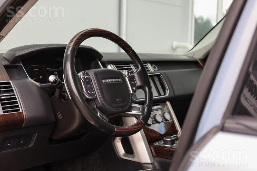 Pelēks Land Rover Range Rover 2015 Rīga, ar dzinēja tilpumu 4.40 L un nobraukumu 272 tūkst. km par 20995 €, foto 11 vietnē AUTOMOTO.COM.LV