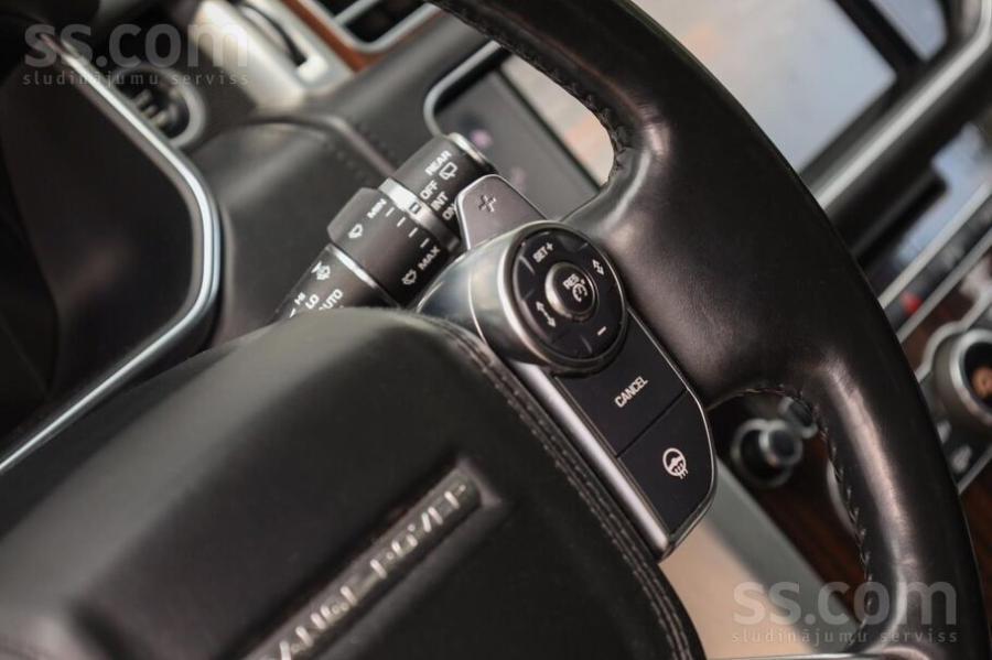 Pelēks Land Rover Range Rover 2015 Rīga, ar dzinēja tilpumu 4.40 L un nobraukumu 272 tūkst. km par 20995 €, foto 12 vietnē AUTOMOTO.COM.LV