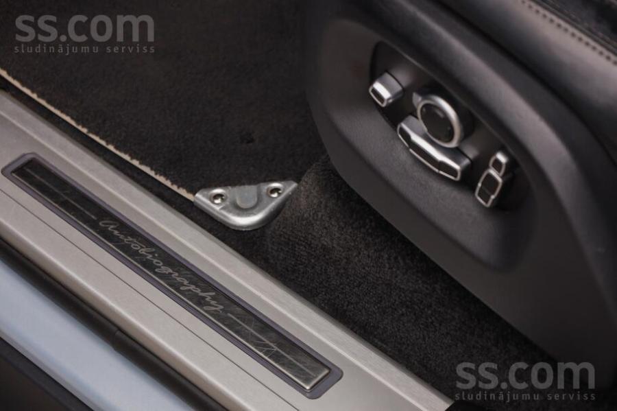 Pelēks Land Rover Range Rover 2015 Rīga, ar dzinēja tilpumu 4.40 L un nobraukumu 272 tūkst. km par 20995 €, foto 14 vietnē AUTOMOTO.COM.LV