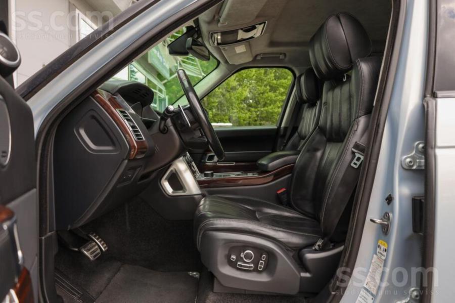 Pelēks Land Rover Range Rover 2015 Rīga, ar dzinēja tilpumu 4.40 L un nobraukumu 272 tūkst. km par 20995 €, foto 15 vietnē AUTOMOTO.COM.LV