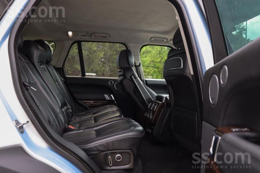 Pelēks Land Rover Range Rover 2015 Rīga, ar dzinēja tilpumu 4.40 L un nobraukumu 272 tūkst. km par 20995 €, foto 23 vietnē AUTOMOTO.COM.LV