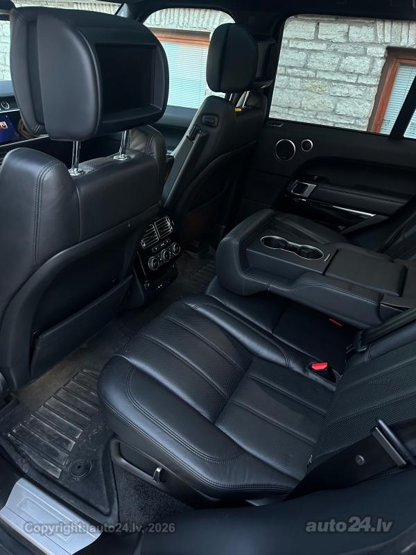 Pelēks Land Rover Range Rover 2016 Tallina, ar dzinēja tilpumu 3.00 L un nobraukumu 275 tūkst. km par 24900 €, foto 10 vietnē AUTOMOTO.COM.LV