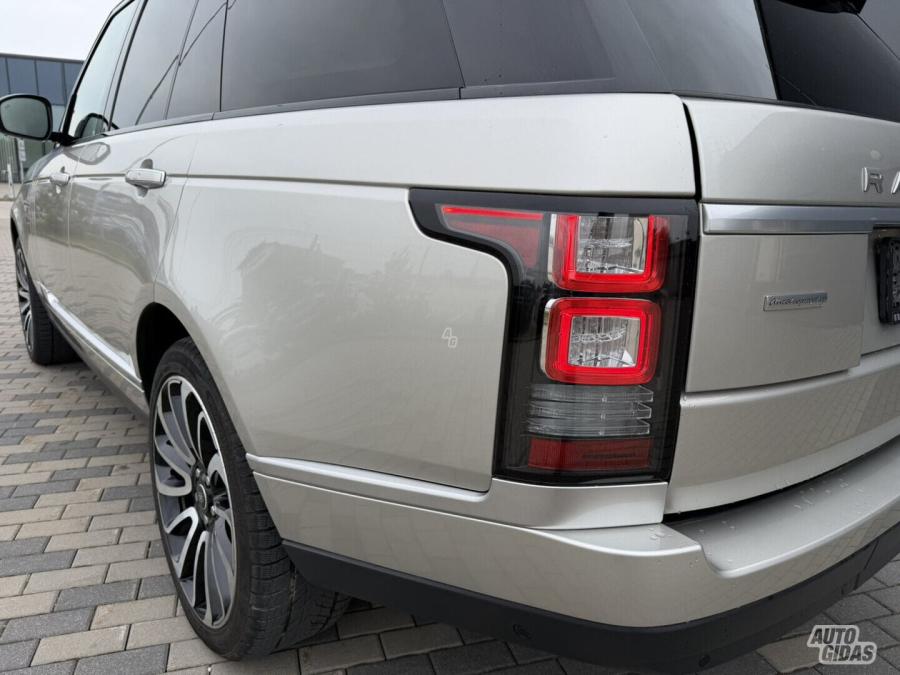 Grey Land Rover Range Rover 2016 in Siauliai, with an engine capacity of 4.40 L and mileage of 240 thousand km for 20800 €, photo 17 on AUTOMOTO.COM.LV