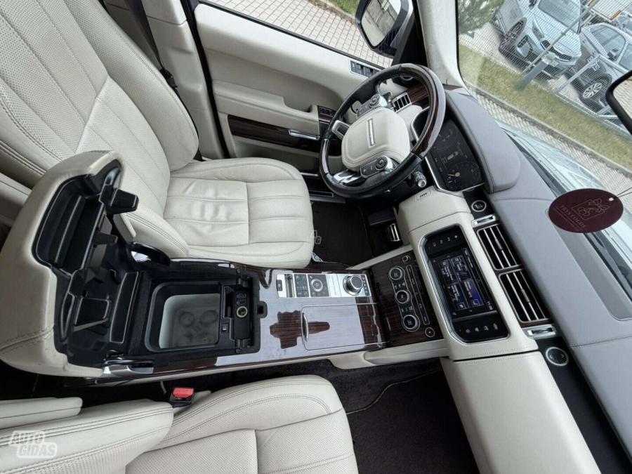 Grey Land Rover Range Rover 2016 in Siauliai, with an engine capacity of 4.40 L and mileage of 240 thousand km for 20800 €, photo 22 on AUTOMOTO.COM.LV