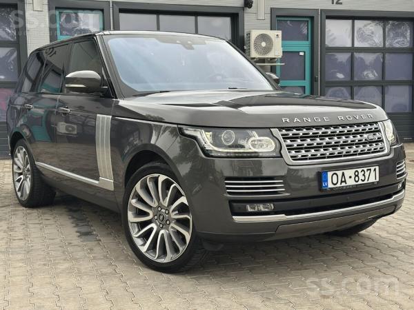 Grey Land Rover Range Rover 2017 in Riga, with an engine capacity of 3.00 L and mileage of 82 thousand km for 51900 €, photo 2 on AUTOMOTO.COM.LV