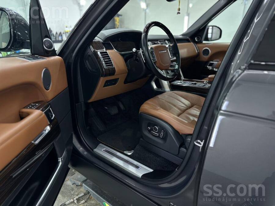 Pelēks Land Rover Range Rover 2017 Rīga, ar dzinēja tilpumu 3.00 L un nobraukumu 82 tūkst. km par 51900 €, foto 4 vietnē AUTOMOTO.COM.LV
