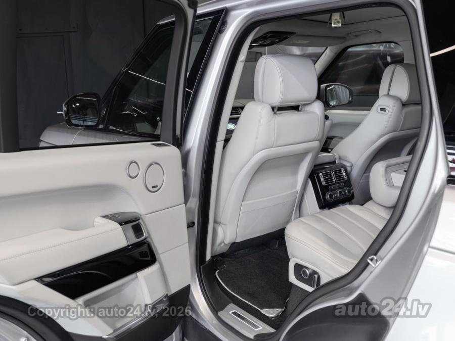 Pelēks Land Rover Range Rover 2017 Tallina, ar dzinēja tilpumu 5.00 L un nobraukumu 147 tūkst. km par 42900 €, foto 14 vietnē AUTOMOTO.COM.LV