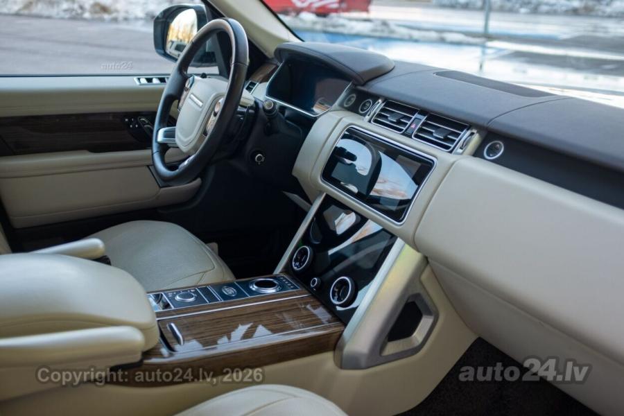 Pelēks Land Rover Range Rover 2018 Tallina, ar dzinēja tilpumu 3.00 L un nobraukumu 68 tūkst. km par 54800 €, foto 8 vietnē AUTOMOTO.COM.LV