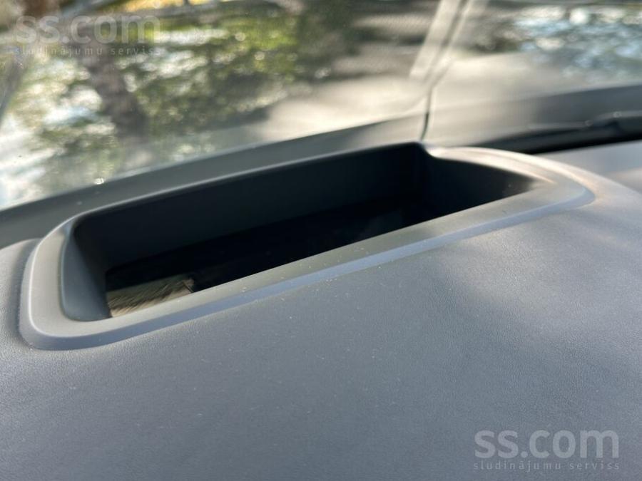 Pelēks Land Rover Range Rover 2018 Rīga, ar dzinēja tilpumu 4.40 L un nobraukumu 163 tūkst. km par 47990 €, foto 18 vietnē AUTOMOTO.COM.LV