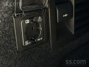 Pelēks Land Rover Range Rover 2018 Rīga, ar dzinēja tilpumu 4.40 L un nobraukumu 163 tūkst. km par 47990 €, foto 24 vietnē AUTOMOTO.COM.LV