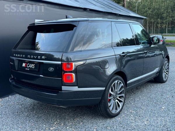 Pelēks Land Rover Range Rover 2019 Rīga, ar dzinēja tilpumu 3.00 L un nobraukumu 152 tūkst. km par 38500 €, foto 3 vietnē AUTOMOTO.COM.LV