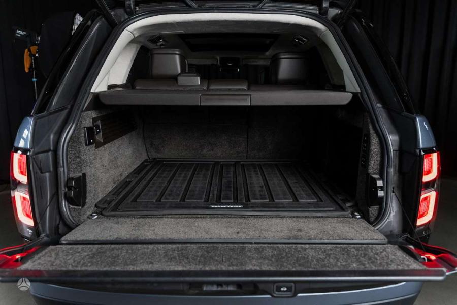 Grey Land Rover Range Rover 2019 in Vilnius, with an engine capacity of 4.37 L and mileage of 161 thousand km for 49999 €, photo 37 on AUTOMOTO.COM.LV