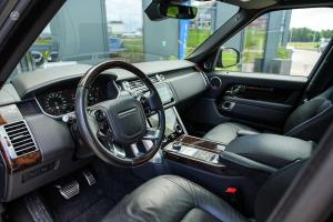 Pelēks Land Rover Range Rover 2019 Kauņa, ar dzinēja tilpumu 4.37 L un nobraukumu 172 tūkst. km par 37950 €, foto 28 vietnē AUTOMOTO.COM.LV