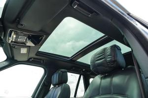 Pelēks Land Rover Range Rover 2019 Kauņa, ar dzinēja tilpumu 4.37 L un nobraukumu 172 tūkst. km par 37950 €, foto 30 vietnē AUTOMOTO.COM.LV