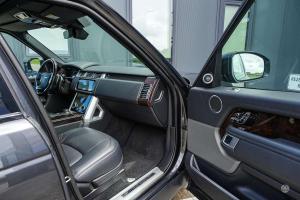 Pelēks Land Rover Range Rover 2019 Kauņa, ar dzinēja tilpumu 4.37 L un nobraukumu 172 tūkst. km par 37950 €, foto 45 vietnē AUTOMOTO.COM.LV
