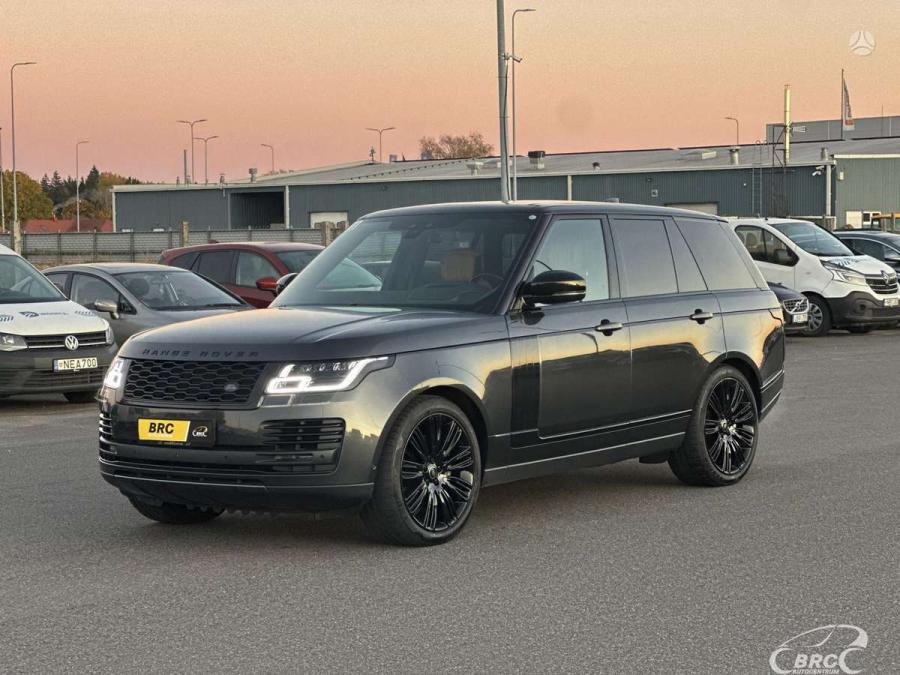 Grey Land Rover Range Rover 2020 in Vilnius, with an engine capacity of 4.37 L and mileage of 125 thousand km for 55900 €, photo 1 on AUTOMOTO.COM.LV