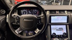 Grey Land Rover Range Rover 2020 in Riga, with an engine capacity of 3.00 L and mileage of 138 thousand km for 44990 €, photo 17 on AUTOMOTO.COM.LV