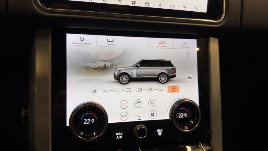 Grey Land Rover Range Rover 2020 in Riga, with an engine capacity of 3.00 L and mileage of 138 thousand km for 44990 €, photo 20 on AUTOMOTO.COM.LV