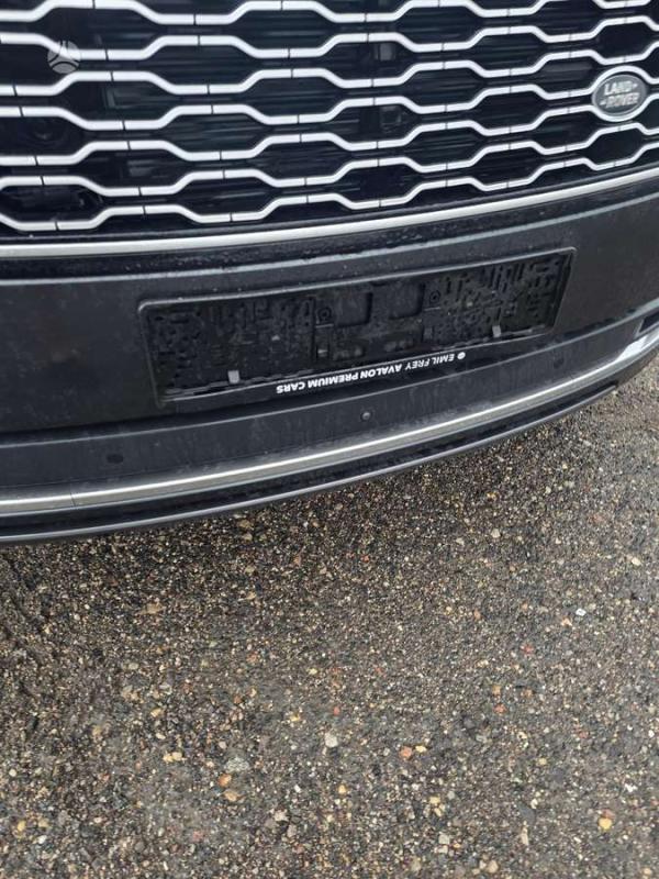 Pelēks Land Rover Range Rover 2020 Kauņa, ar dzinēja tilpumu 4.37 L un nobraukumu 117 tūkst. km par 39999 €, foto 8 vietnē AUTOMOTO.COM.LV
