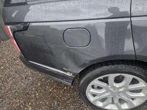 Pelēks Land Rover Range Rover 2020 Kauņa, ar dzinēja tilpumu 4.37 L un nobraukumu 117 tūkst. km par 39999 €, foto 16 vietnē AUTOMOTO.COM.LV