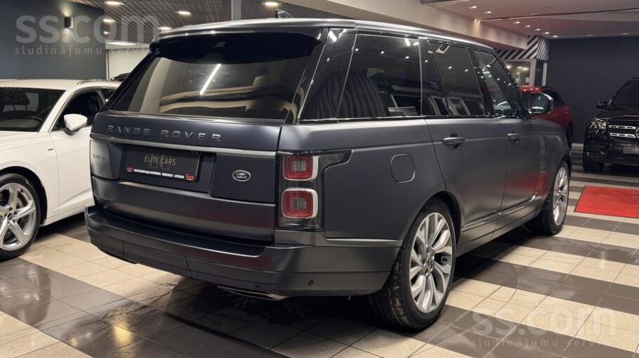 Pelēks Land Rover Range Rover 2020 Rīga, ar dzinēja tilpumu 3.00 L un nobraukumu 138 tūkst. km par 44490 €, foto 6 vietnē AUTOMOTO.COM.LV