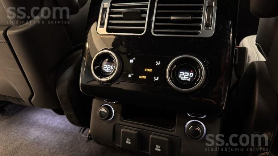 Pelēks Land Rover Range Rover 2020 Rīga, ar dzinēja tilpumu 3.00 L un nobraukumu 138 tūkst. km par 44490 €, foto 16 vietnē AUTOMOTO.COM.LV