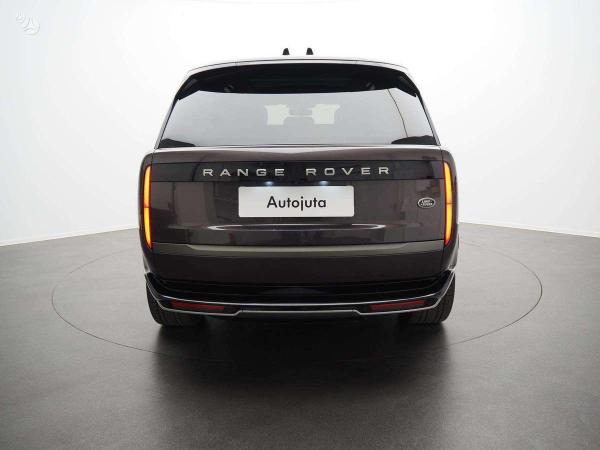 Pelēks Land Rover Range Rover 2022 Viļņa, ar dzinēja tilpumu 3.00 L un nobraukumu 41 tūkst. km par 115999 €, foto 6 vietnē AUTOMOTO.COM.LV