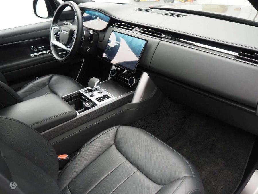 Grey Land Rover Range Rover 2022 in Vilnius, with an engine capacity of 3.00 L and mileage of 41 thousand km for 115999 €, photo 15 on AUTOMOTO.COM.LV
