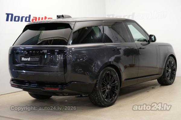 Pelēks Land Rover Range Rover 2024 Tallina, ar dzinēja tilpumu 4.40 L un nobraukumu 1 tūkst. km par 172900 €, foto 2 vietnē AUTOMOTO.COM.LV