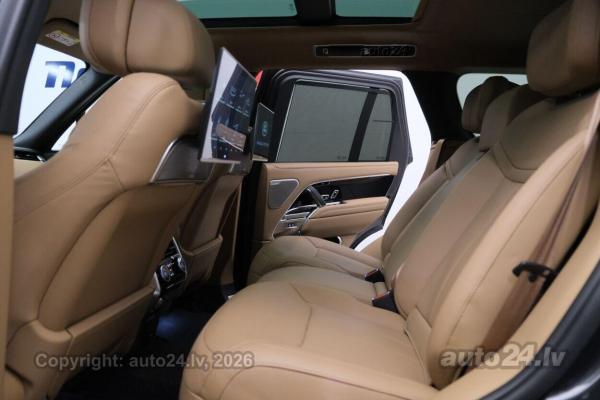 Pelēks Land Rover Range Rover 2024 Tallina, ar dzinēja tilpumu 4.40 L un nobraukumu 1 tūkst. km par 172900 €, foto 6 vietnē AUTOMOTO.COM.LV