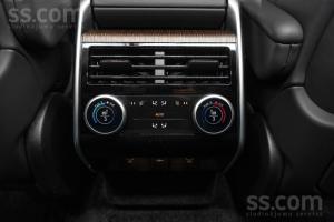 Pelēks Land Rover Range Rover 2024 Rīga, ar dzinēja tilpumu 4.40 L un nobraukumu 19 tūkst. km par 157179 €, foto 16 vietnē AUTOMOTO.COM.LV
