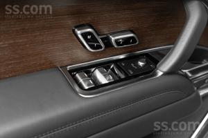 Pelēks Land Rover Range Rover 2024 Rīga, ar dzinēja tilpumu 4.40 L un nobraukumu 19 tūkst. km par 157179 €, foto 19 vietnē AUTOMOTO.COM.LV