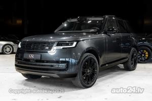 Pelēks Land Rover Range Rover 2024 Rīga, ar dzinēja tilpumu 4.40 L un nobraukumu 19 tūkst. km par 157179 €, foto  vietnē AUTOMOTO.COM.LV