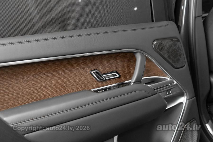 Pelēks Land Rover Range Rover 2024 Rīga, ar dzinēja tilpumu 4.40 L un nobraukumu 19 tūkst. km par 157179 €, foto 26 vietnē AUTOMOTO.COM.LV