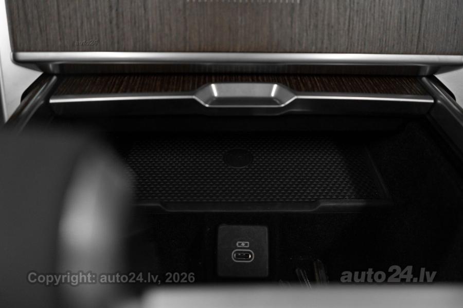 Pelēks Land Rover Range Rover 2024 Rīga, ar dzinēja tilpumu 4.40 L un nobraukumu 19 tūkst. km par 157179 €, foto 27 vietnē AUTOMOTO.COM.LV
