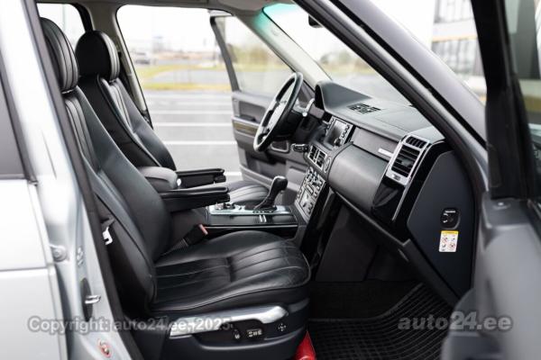 Pelēks Land Rover Range Rover 2007 Tallina, ar dzinēja tilpumu 3.60 L un nobraukumu 300 tūkst. km par 11900 €, foto 11 vietnē AUTOMOTO.COM.LV