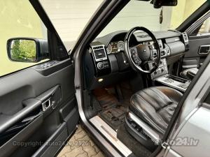 Pelēks Land Rover Range Rover 2011 Tallina, ar dzinēja tilpumu 4.40 L un nobraukumu 208 tūkst. km par 12999 €, foto 10 vietnē AUTOMOTO.COM.LV
