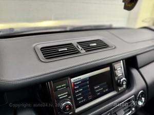 Pelēks Land Rover Range Rover 2011 Tallina, ar dzinēja tilpumu 4.40 L un nobraukumu 208 tūkst. km par 12999 €, foto 19 vietnē AUTOMOTO.COM.LV