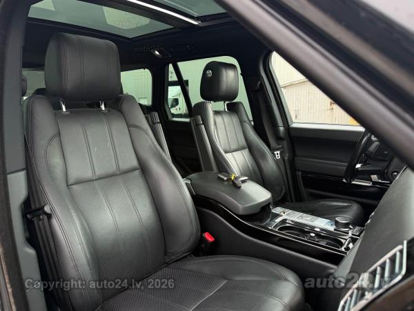 Pelēks Land Rover Range Rover 2014 Pērnava, ar dzinēja tilpumu 4.40 L un nobraukumu 310 tūkst. km par 16900 €, foto 6 vietnē AUTOMOTO.COM.LV