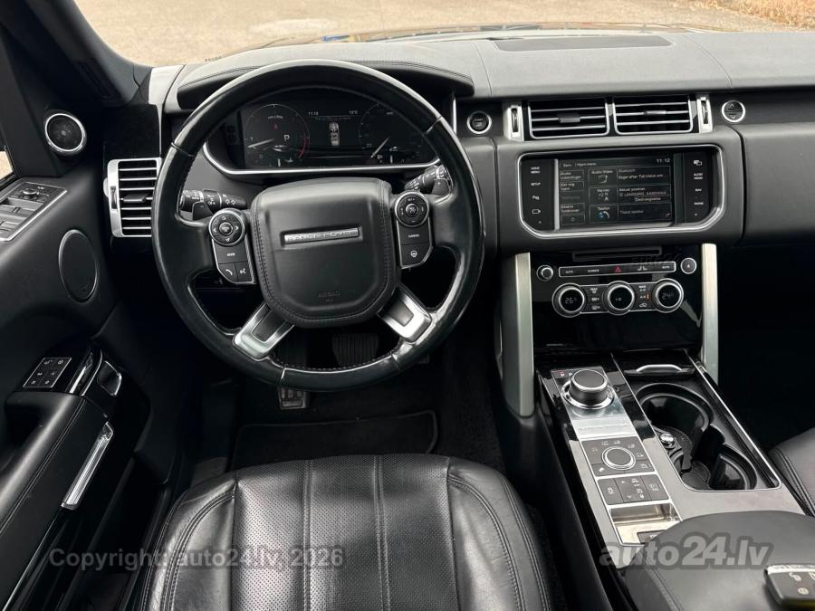 Pelēks Land Rover Range Rover 2014 Pērnava, ar dzinēja tilpumu 4.40 L un nobraukumu 310 tūkst. km par 16900 €, foto 10 vietnē AUTOMOTO.COM.LV