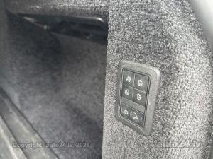 Pelēks Land Rover Range Rover 2014 Pērnava, ar dzinēja tilpumu 4.40 L un nobraukumu 310 tūkst. km par 16900 €, foto 19 vietnē AUTOMOTO.COM.LV