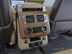 Grey Land Rover Range Rover 2018 in Tallinn, with an engine capacity of 2.99 L and mileage of 160 thousand km for 37900 €, photo 15 on AUTOMOTO.COM.LV