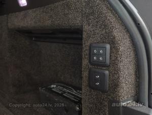Grey Land Rover Range Rover 2018 in Tallinn, with an engine capacity of 2.99 L and mileage of 160 thousand km for 37900 €, photo 24 on AUTOMOTO.COM.LV