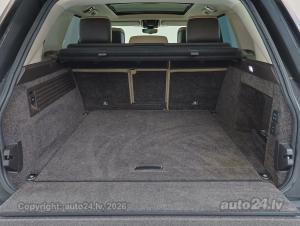 Grey Land Rover Range Rover 2018 in Tallinn, with an engine capacity of 2.99 L and mileage of 160 thousand km for 37900 €, photo 25 on AUTOMOTO.COM.LV