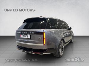 Pelēks Land Rover Range Rover 2022 Tallina, ar dzinēja tilpumu 3.00 L un nobraukumu 49 tūkst. km par 129000 €, foto 3 vietnē AUTOMOTO.COM.LV