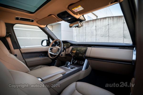 Pelēks Land Rover Range Rover 2023 Tartu, ar dzinēja tilpumu 3.00 L un nobraukumu 76 tūkst. km par 129900 €, foto 3 vietnē AUTOMOTO.COM.LV