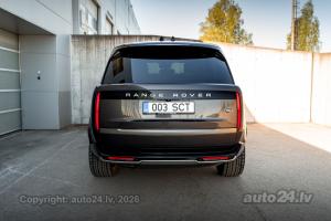 Pelēks Land Rover Range Rover 2023 Tartu, ar dzinēja tilpumu 3.00 L un nobraukumu 76 tūkst. km par 129900 €, foto 7 vietnē AUTOMOTO.COM.LV